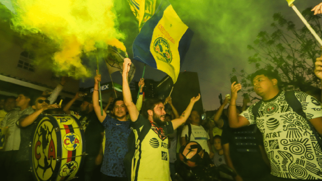 América fue recibido afectuosamente por sus seguidores: Fanáticos les ...