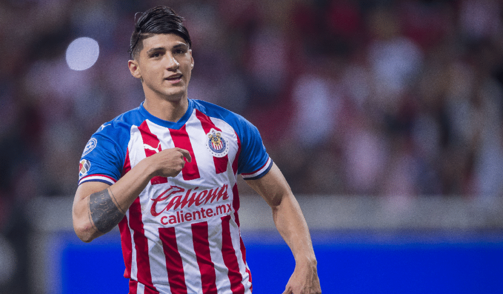Alan Pulido cerca de volver a Chivas: ¡El regreso a casa está a un paso ...